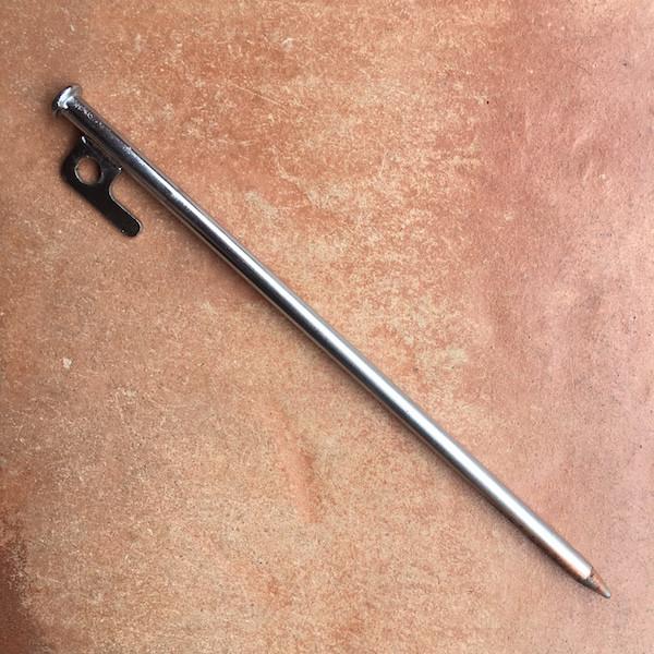 Red Roads Pegs - The Nail - Heavy Duty Steel Tent Peg - Go Camping ...